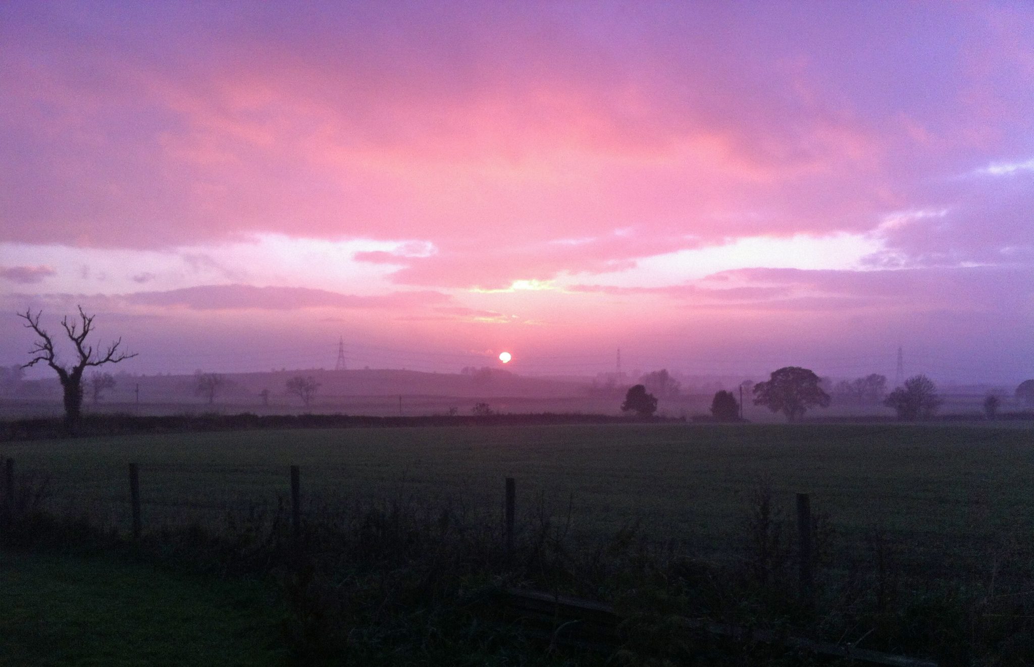 Pourquoi le matin et le soir, le ciel est-il souvent rose ? Yvan, 8 ans ...